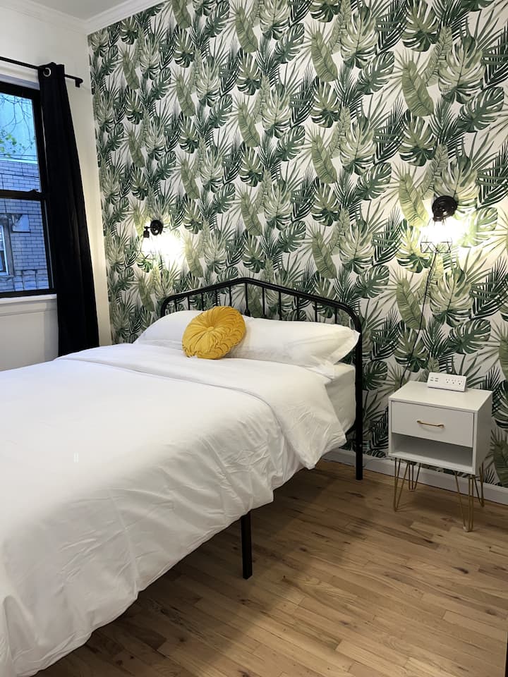 Luxury Boutique Home 5 Beds 2 Bath 25 Min To Nyc - Secaucus, NJ