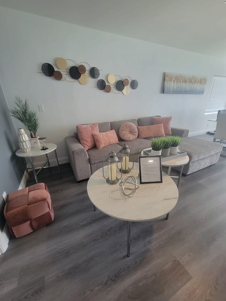 D732 - Home In North Lakeland - Lakeland, FL