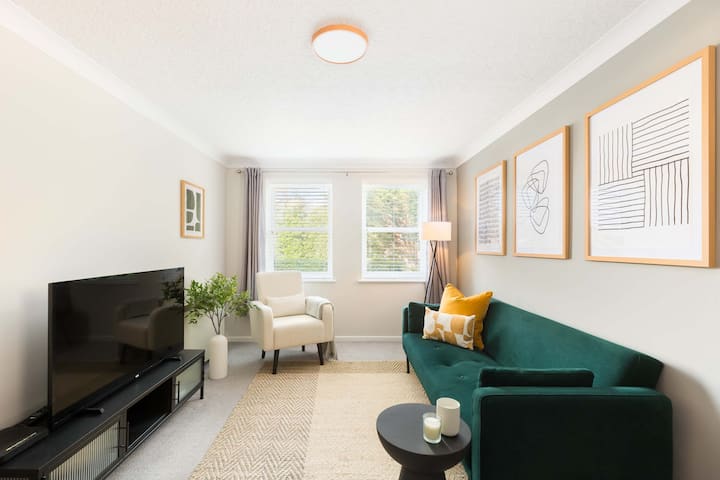 Stylish 2 Bedroom Apartment Close To Royal Leaming - Royal Leamington Spa