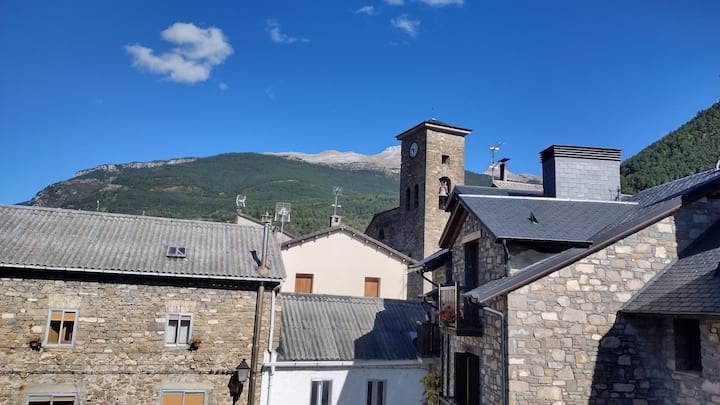 "Tritón" Hostel - Villanúa - Jaca