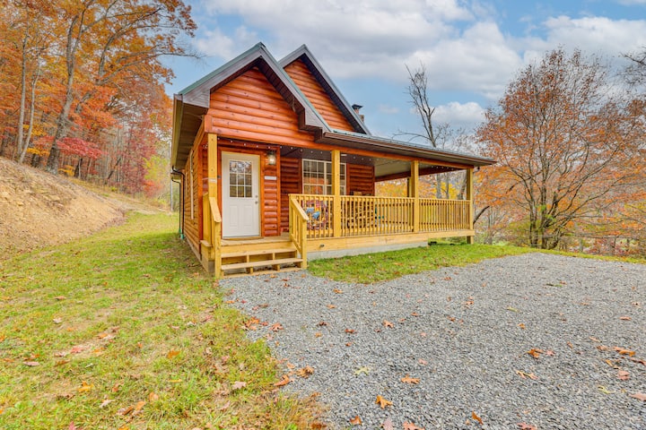 Hike & Fish: Marlinton Cabin W/ Fire Pit & Views! - Hillsboro, WV