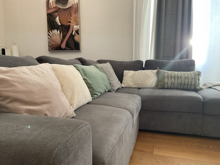 Tranquil Lakeview Apt With Terrace & 2 Bedrooms - Montreux