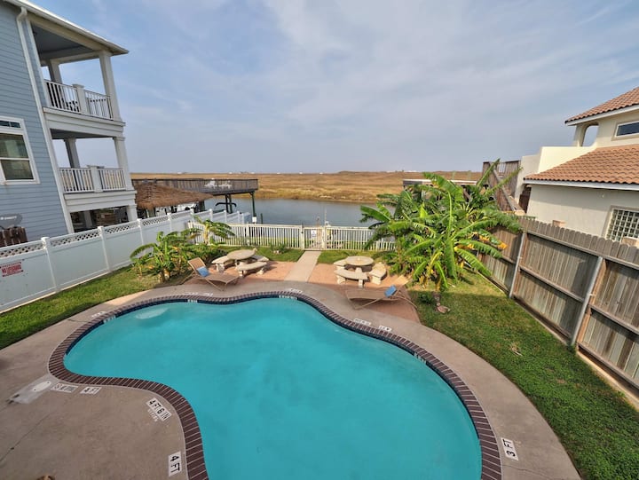 Granada 11- Community Pool | Small Fishing Pier - Corpus Christi, TX