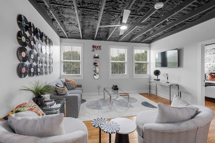 Saint Cici: 1br Escape - Biloxi, MS