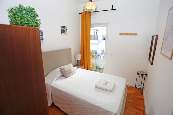 Y 02 - Bedroom 2 In Trindade Sun Guesthouse - Lagos