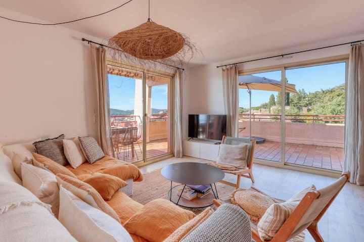 Mandariniers : Magnifique T4 Vue Mer Pour 6 - Bormes-les-Mimosas