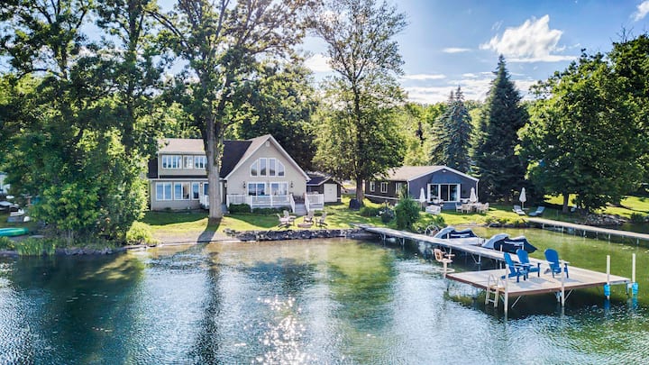 Island Vista - A Canandaigua Lake Dream Home! - Canandaigua, NY