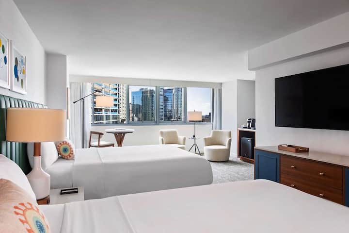 Relaxing Stay Downtown! Pets Are Allowed - Chicago, IL