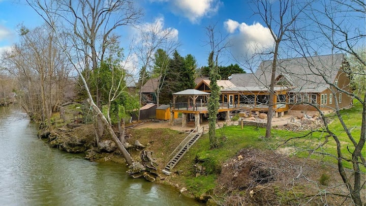 Close To It All | By Colonial Properties - Sevierville, TN