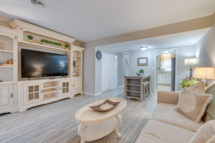 Steps To Saltwater & Sand: Townhome In Myrtle - Myrtle Beach, SC