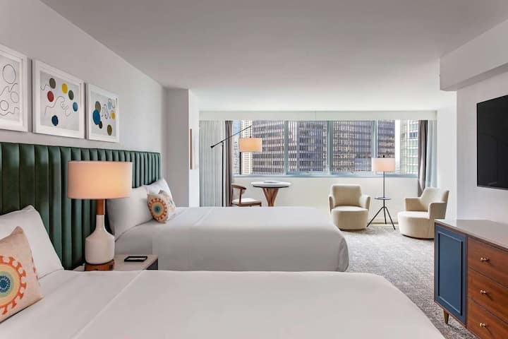2 Pet-friendly Units! Near Chicago Riverwalk - Chicago, IL