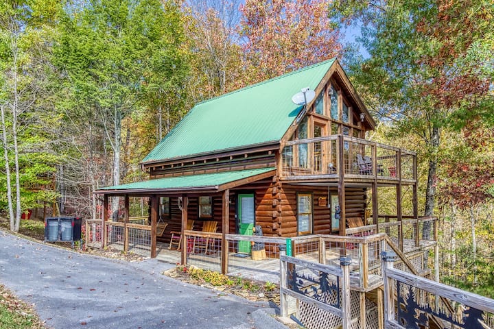 Hook Line & Sinker, Free Tickets, Hot Tub, Wifi - Townsend, TN