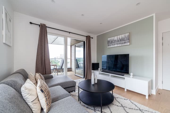Luxurious Flat In Colindale - Harrow