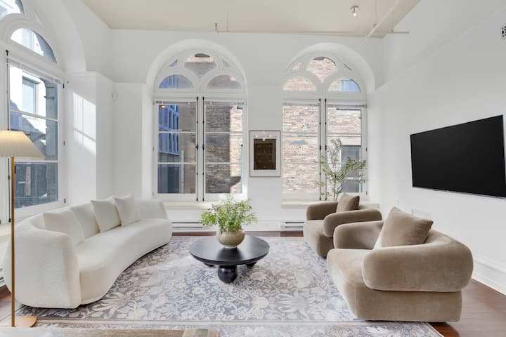 Elegant 2 Level 3bd-3ba Old Mtl-pool Table&parking - Montreal