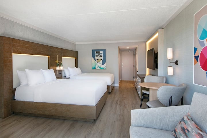 Cozy 3 Units, Outdoor Pool, Balcony, Pet-friendly! - Hilton Head Island, SC