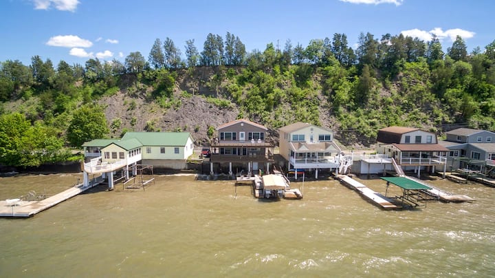 Cayuga Lakeside - Close To Ithaca! - Aurora, NY