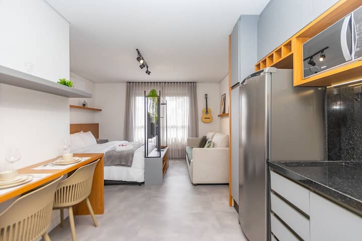 Estúdio Completo Para 5 Pessoas Com Vaga - Eix0205 - Curitiba