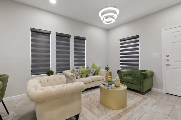 Velvet Grove: Relax & Recharge In Style - Pharr, TX