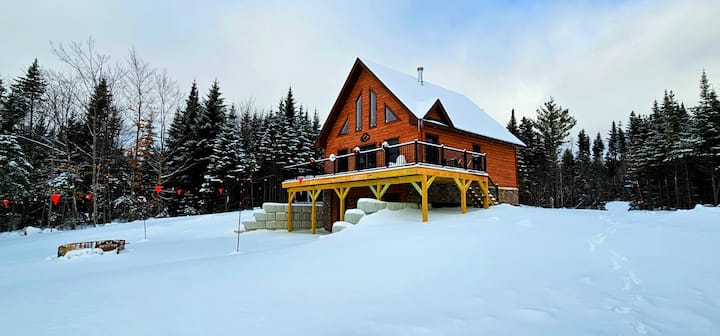 Mischief Maker -*Mountain Views*atv & Sled Access* - Greenville, ME