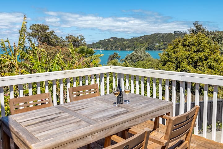 Makora Lookout, Oneroa | Coast And Country Waiheke - Waiheke Island