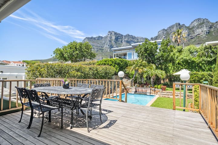 Atlantic Sunsets Camps Bay Villa With Ocean Views - Camps Bay