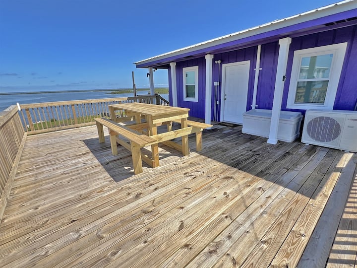 Purple Pelican - Boat Access - Grand Isle, LA