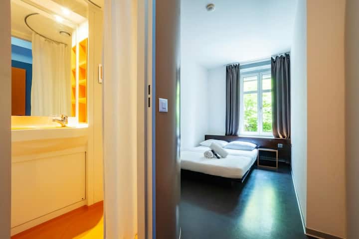Low-cost Economy Room • Zürich • City & Adventure - Zúrich, Suiza