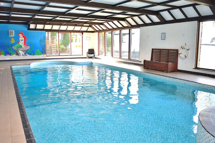 May Cottage, Nr Huntsham - Tiverton Castle