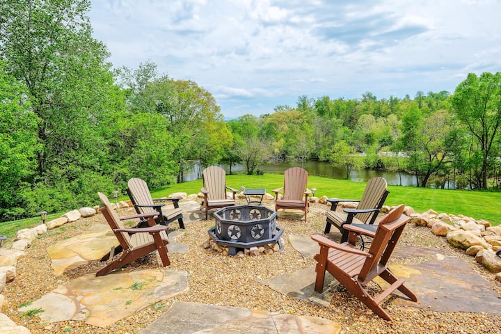 Firepit, Close To Parkway, Hot Tub, Tons Of Games! - Sevierville