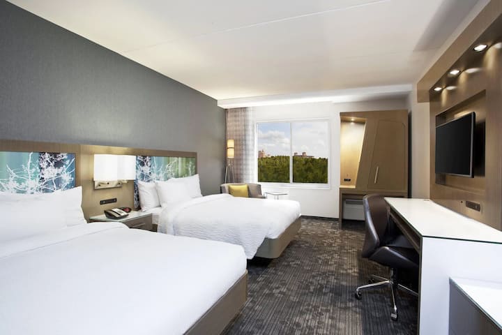 2 Spacious Suites Ideal For Group Trips In Orlando - Orlando, FL