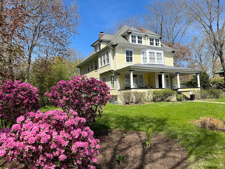 Sunshine Inn - North Chicago, IL