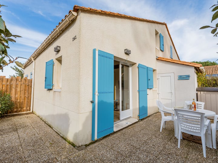 Les Charmilles By Interhome - Les Mathes