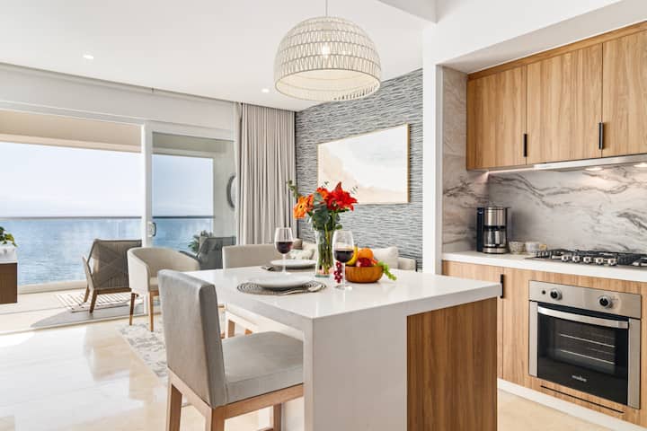 Oceanfront Escape 1br 8 Heated Pools - Puerto Vallarta
