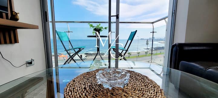 Vista Panoramic Amplitud Y Relax Frente Al Océano. - Antofagasta