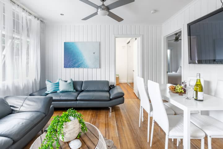 Orton Blue- Beachside Getaway For 4, Beach, Pets - Ocean Grove