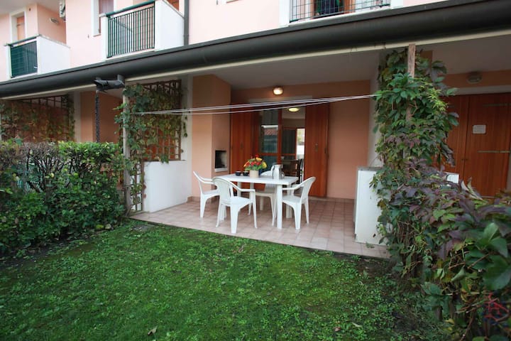 Appartement De Vacances Maison Mitoyenne Avec Jard - Rosolina Mare