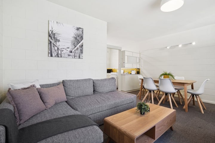 Belle Escapes - Sussex By The Sea - Glenelg