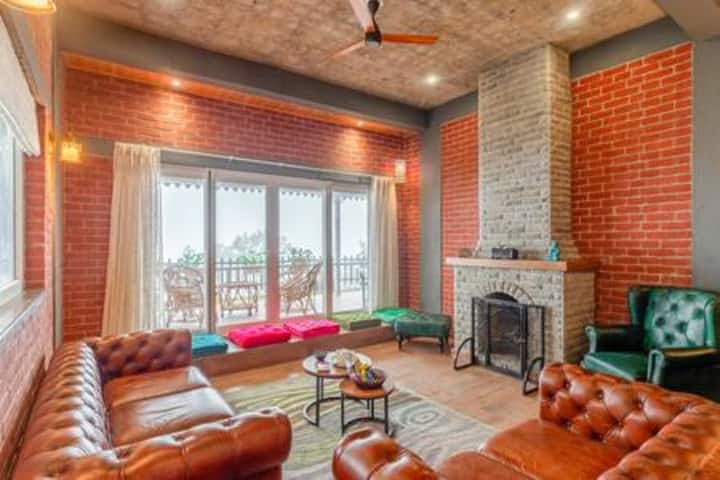 Elivaas 9bhk, Gazebo, Patio, Bonfire W/ Views - Kasauli