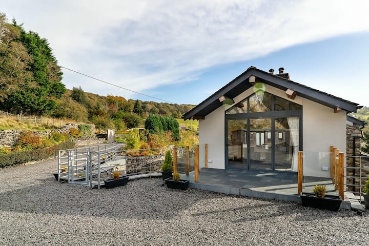 Lakes Cottage, Newby Bridge, Sleeps8, Dog Friendly - Newby Bridge