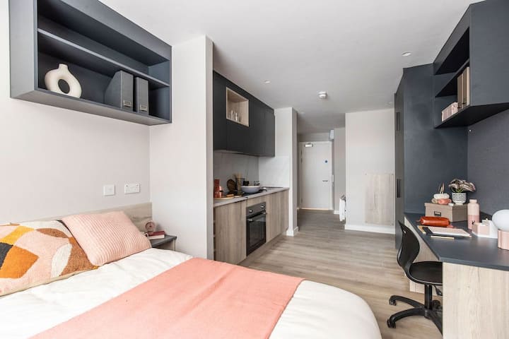 Modern And Chic Studio In Leeds City Centre - Leeds