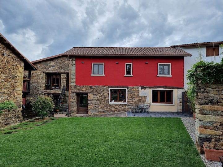 Aldea Rural A Cortiña Casa - Verín