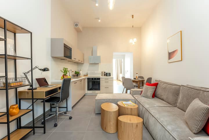 New 1br For A Great Price - No. 105 - Prága