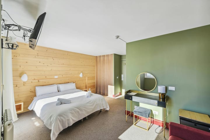 Chambre éVolutive 4 Pers - Petit Déjeuner Inclus - L'Alpe d'Huez