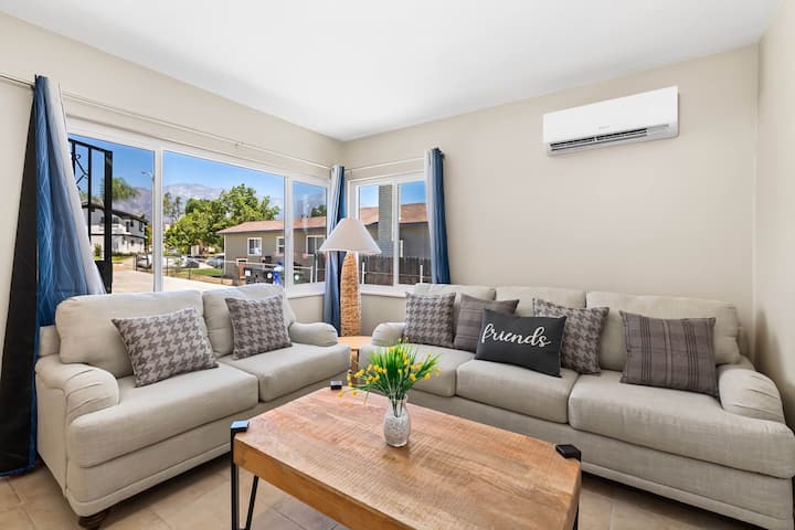 Cozy 2br Home With Bright Interior & Relaxing Pati - Montclair, CA