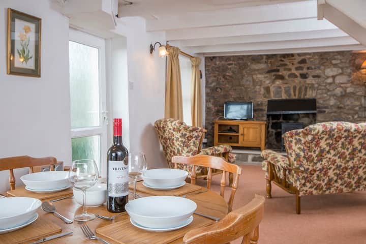 Middle Hill Cottage - Amroth