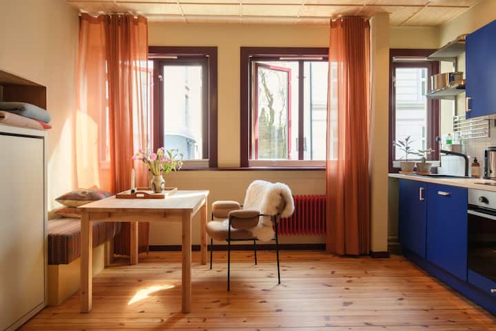 The Studio - Peaceful Apt W/ 2 Beds, Central Oslo - Oslo