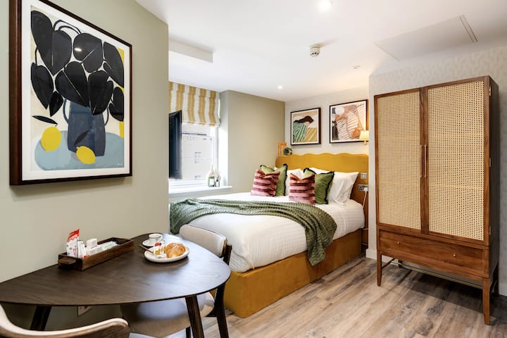 Colston Street - Open 1 Bedroom Apartment - Bristol