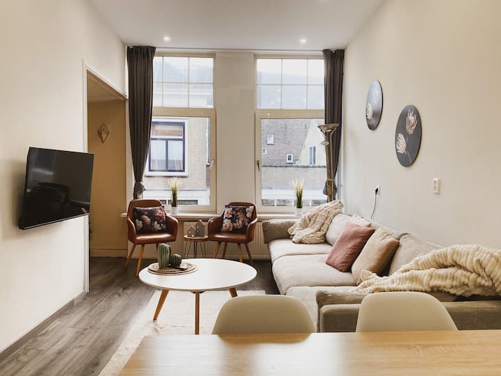 Charming Dordrecht Retreat In City Center - Dordrecht