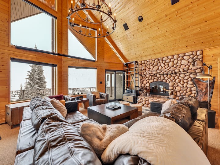 Luxury Mountain Getaway - Brian Head, UT