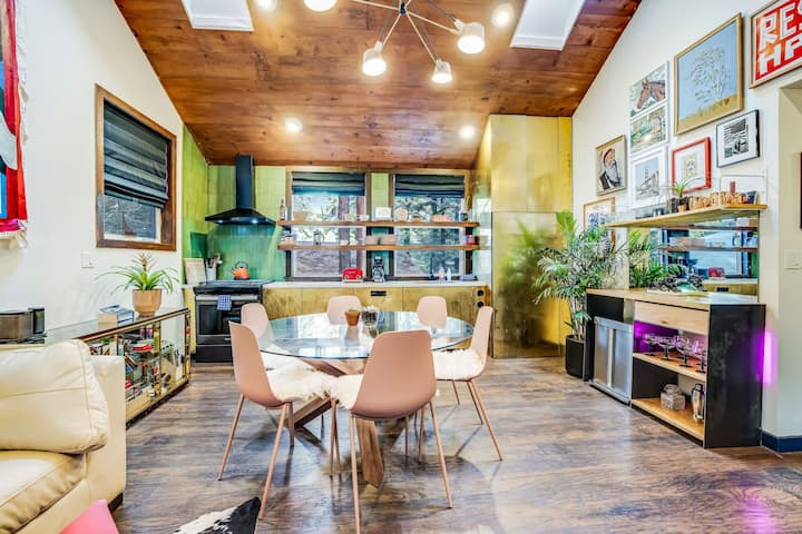 Artsy Retreat - Woodstove, Grill, And Patio - Guerneville, CA